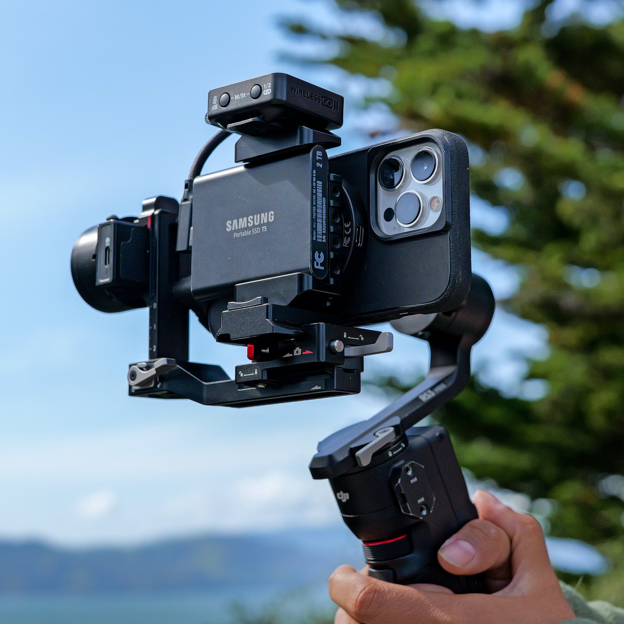 MagDrive - MagSafe iPhone Universal SSD Charging Mount – Galileo Gear